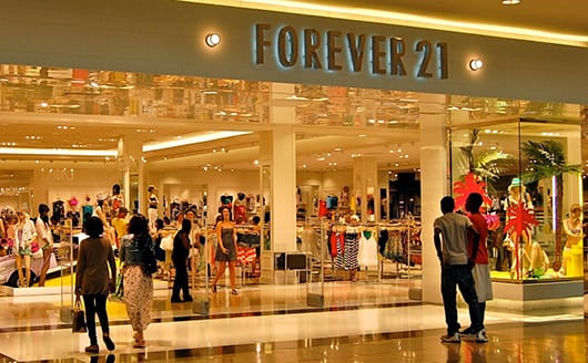 Forever 21 ouvre sa première boutique parisienne le 12 octobre 2013 ...